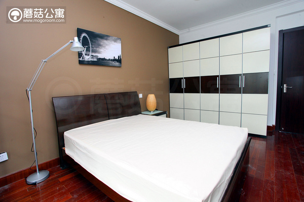 Who would stay with Woodford?