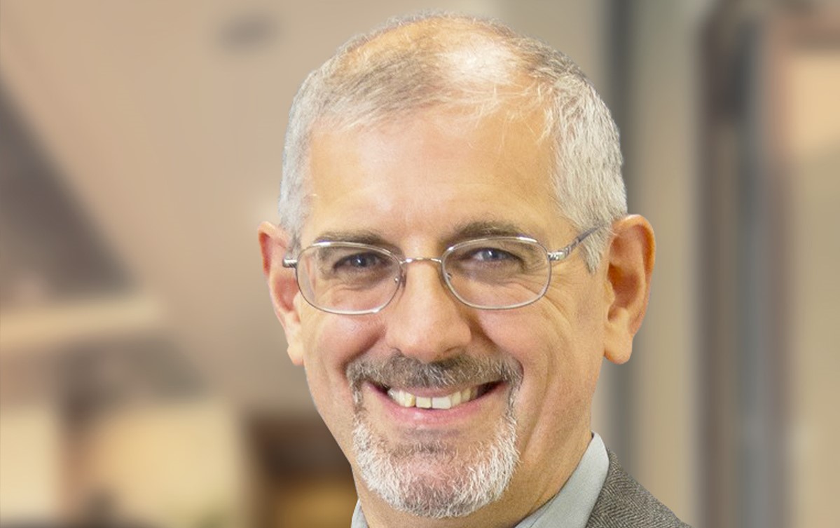 Saint-Gobain's Apelian to retire